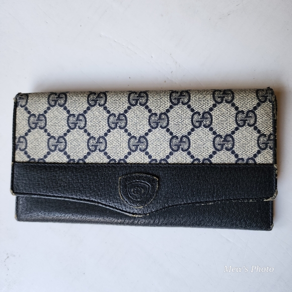 Gucci | Bags | Authentic Vintage Guccu Long Dary Navy Wallet With Coa ...